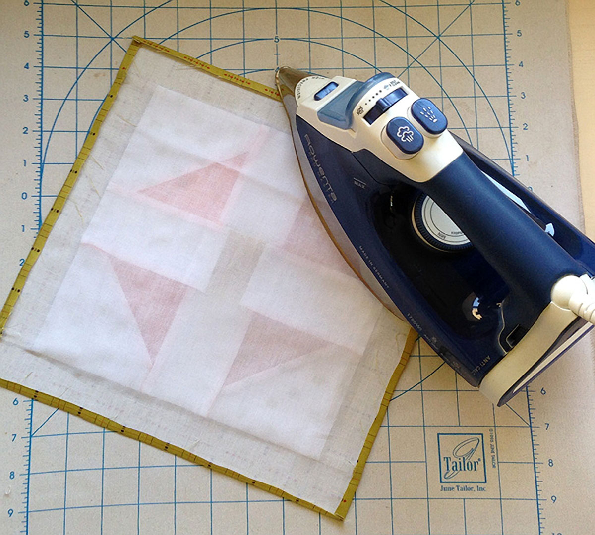 Patchwork Quilt Bag Tutorial - WeAllSew