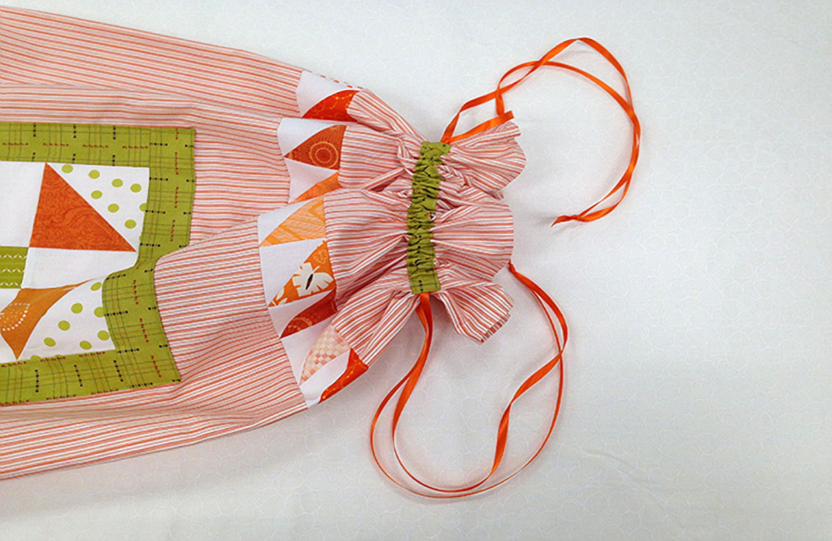 Patchwork Quilt Bag Tutorial - WeAllSew