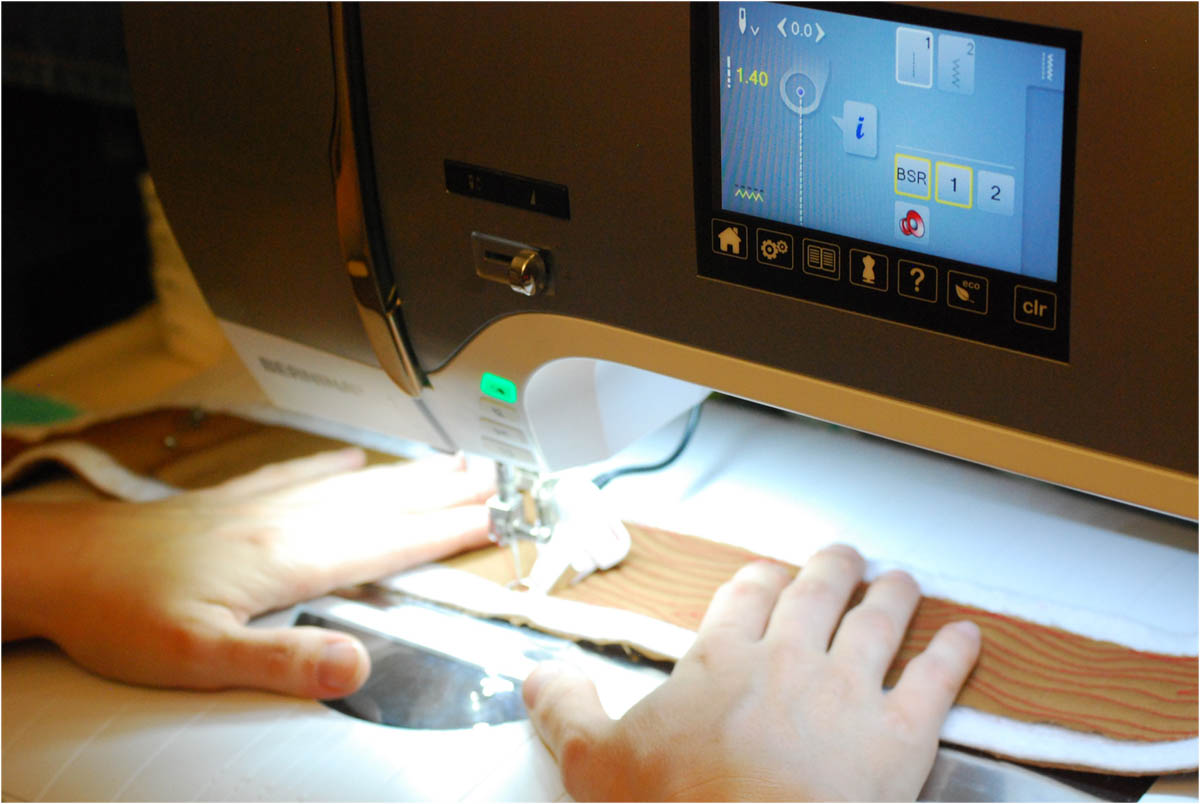 Quilted Belt Tutorial - Free-motion quilting - WeAllSew