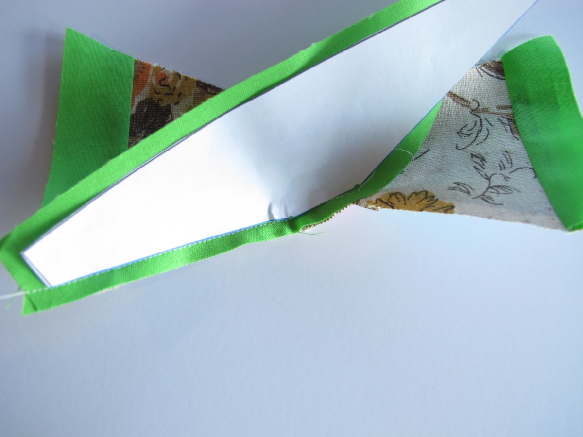 Paper Piecing Tips: Sewing Y Seams - WeAllSew