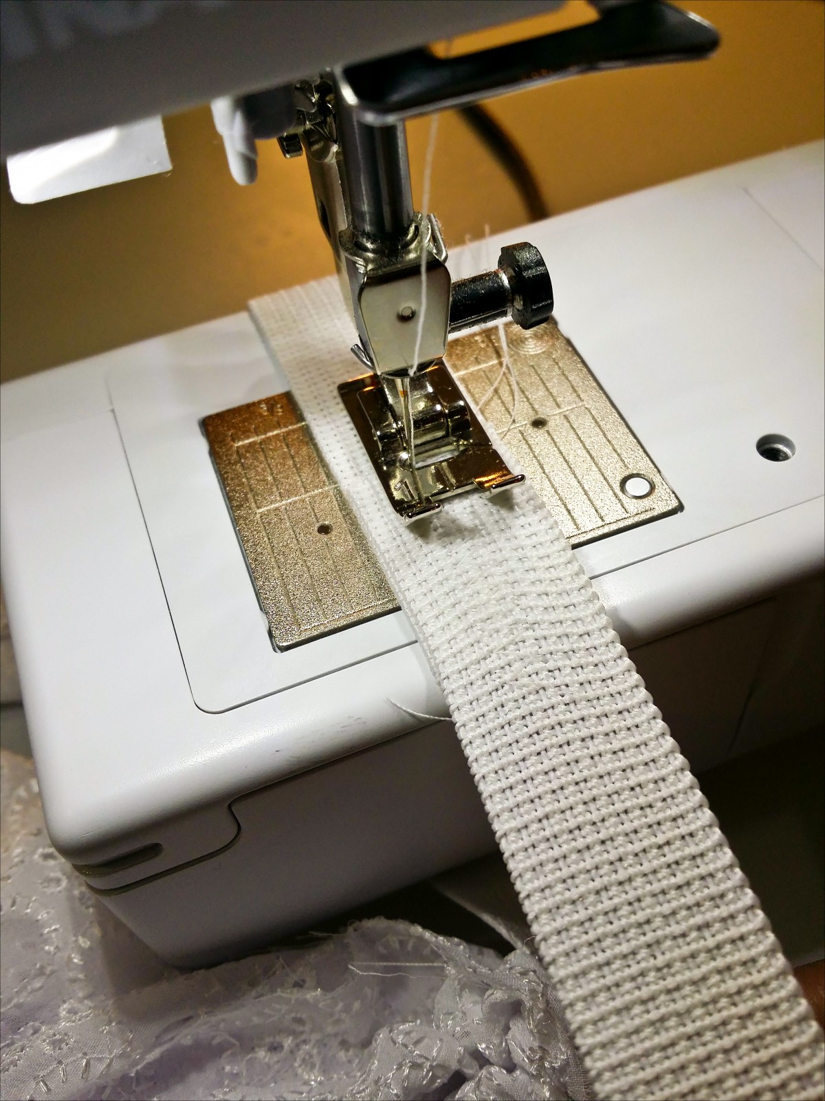 Single-shoulder Ruffle Top Tutorial - WeAllSew