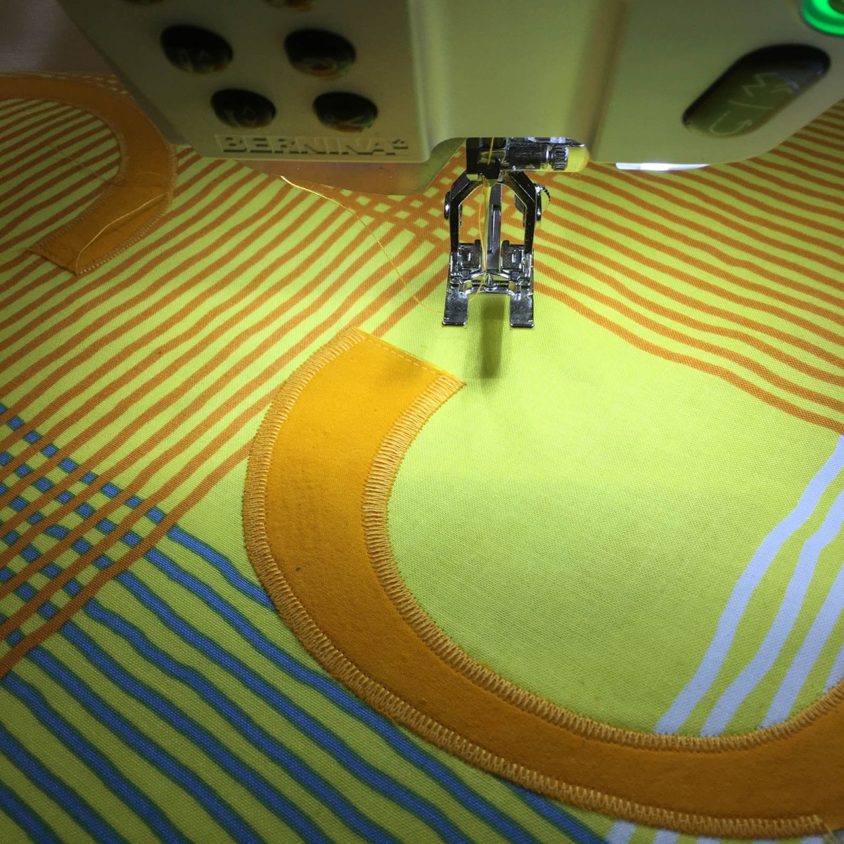 Abstract Appliqué Quilt - WeAllSew