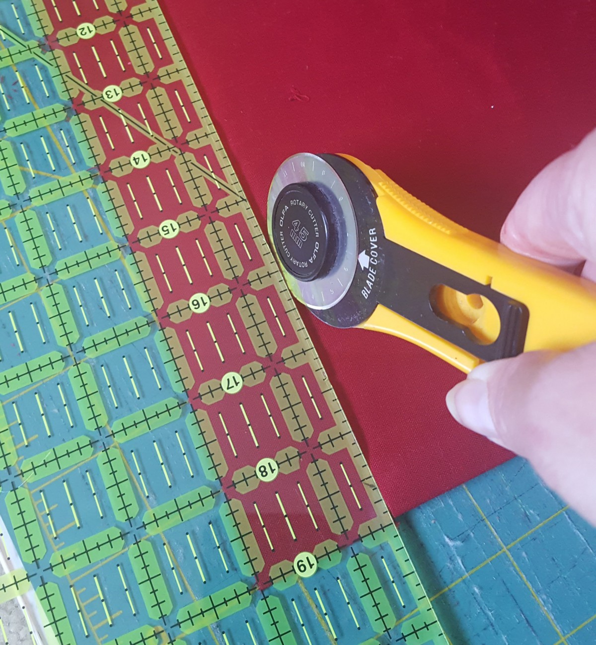 Mini Travel Checkerboard Game - WeAllSew