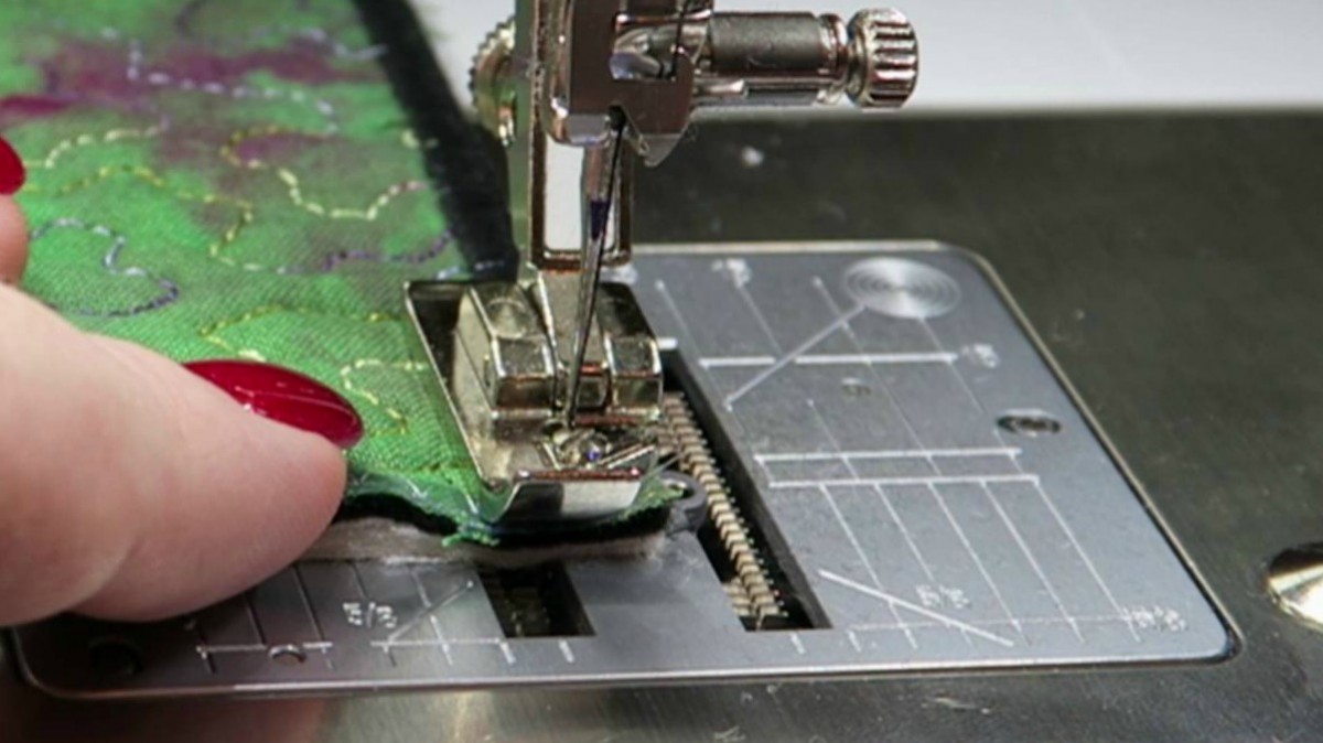 Top 10 Presser Feet BERNINA Ambassadors Love! - WeAllSew