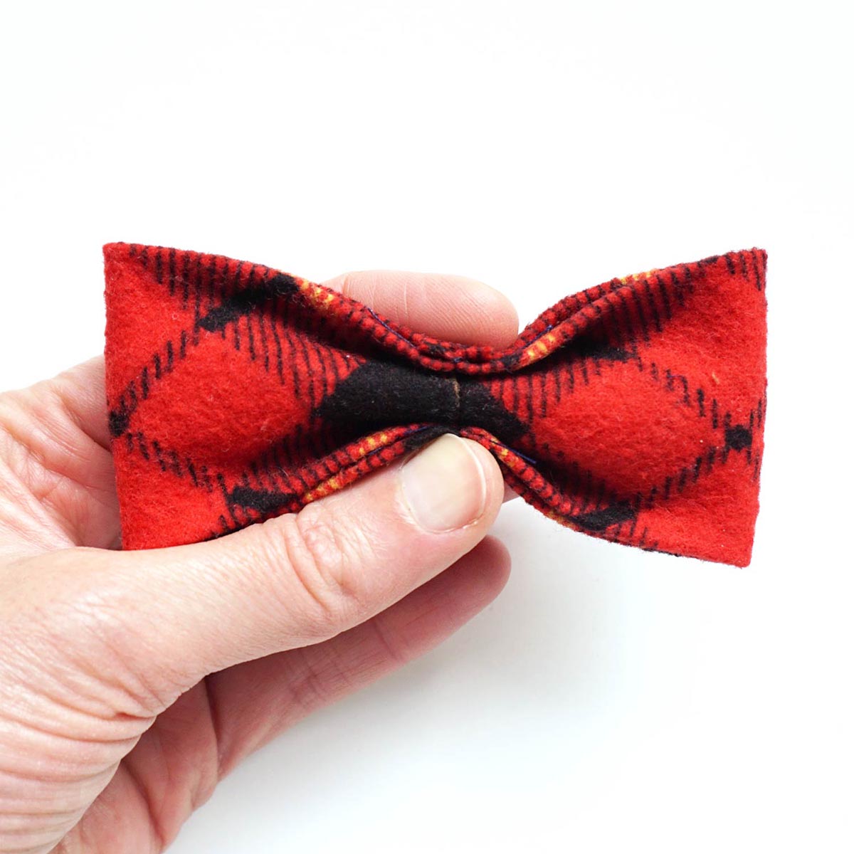 DIY Fabric Bow Tutorial - WeAllSew