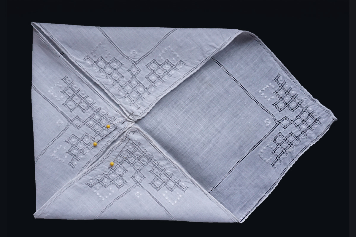 5 Ways to Upcycle Vintage Linens - WeAllSew