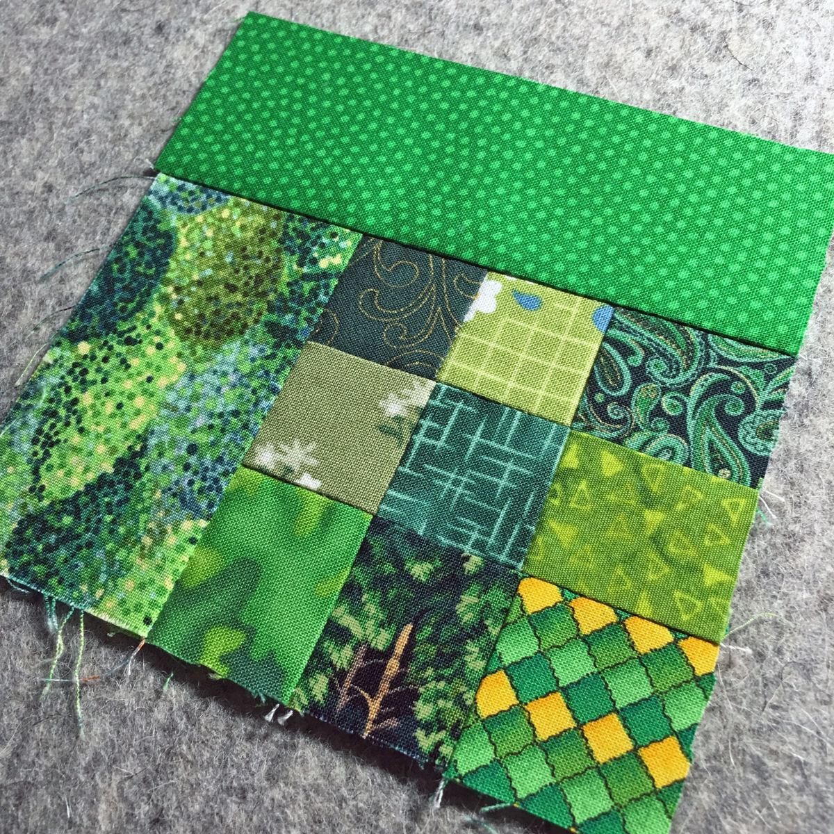 Shamrock Table Runner for St. Patrick's Day - WeAllSew