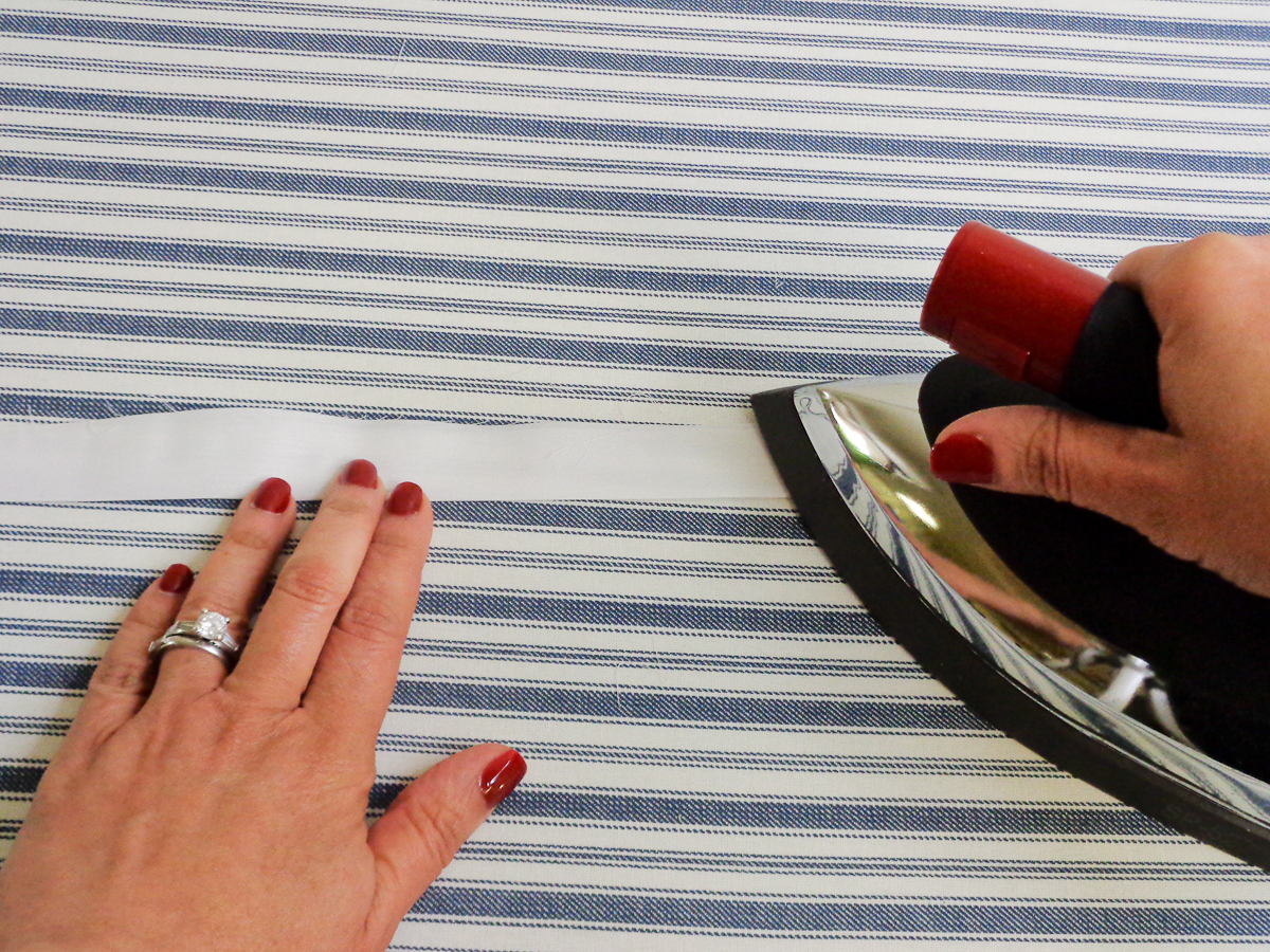 Roman Shade Tutorial - WeAllSew