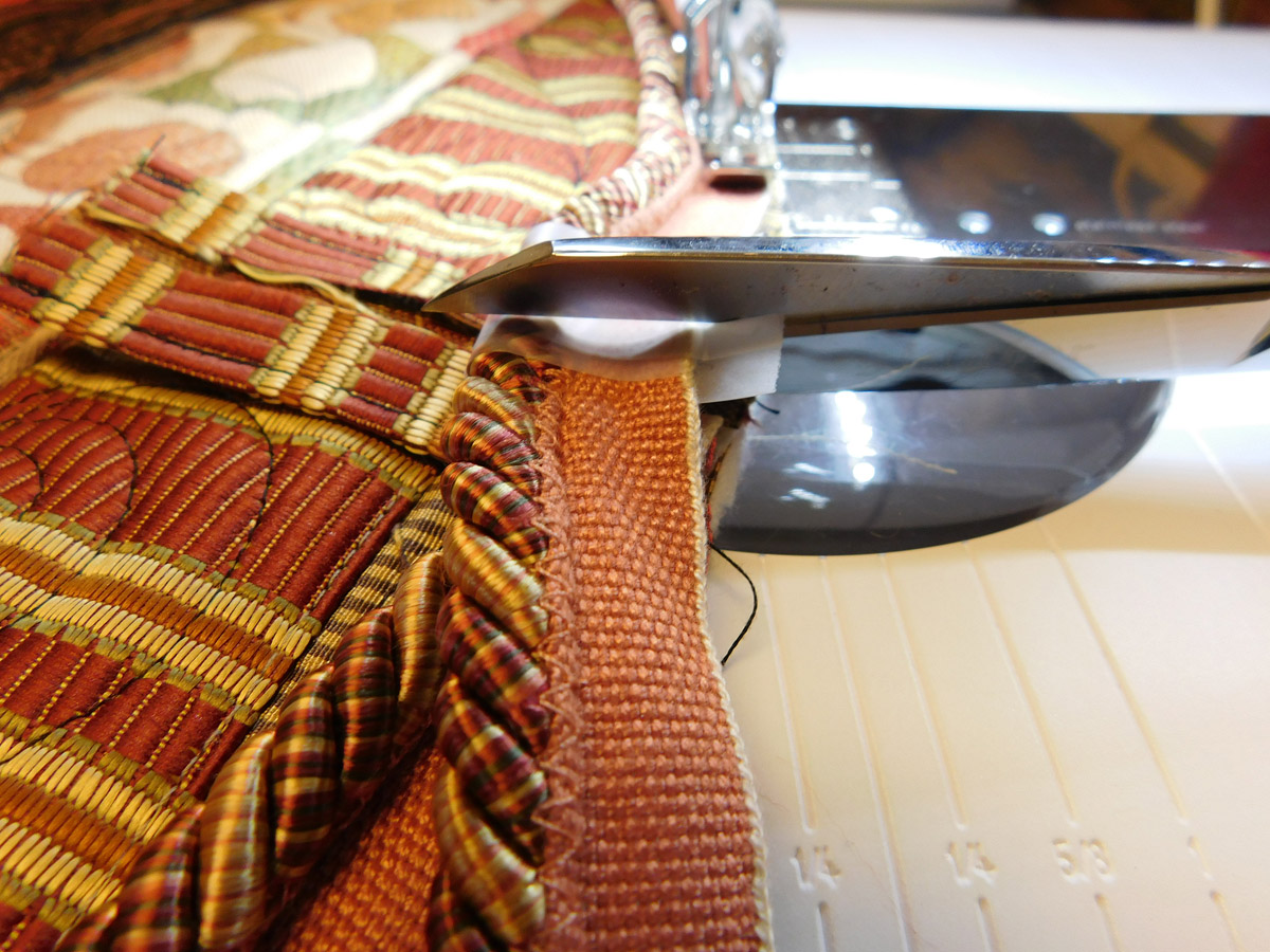 Tips for Sewing Bulky Fabrics - WeAllSew