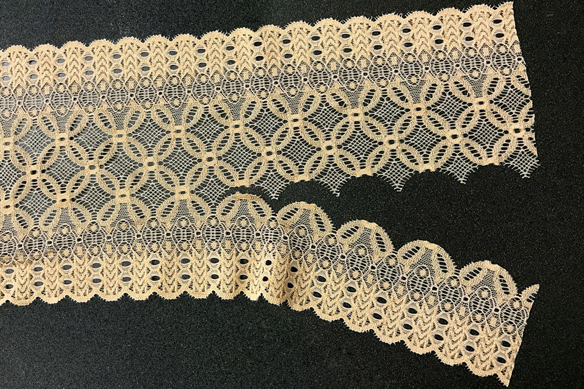 Adding Lace to a T-Shirt - WeAllSew
