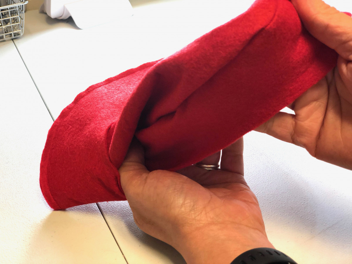 How to Sew a Wool Felt Beret - WeAllSew