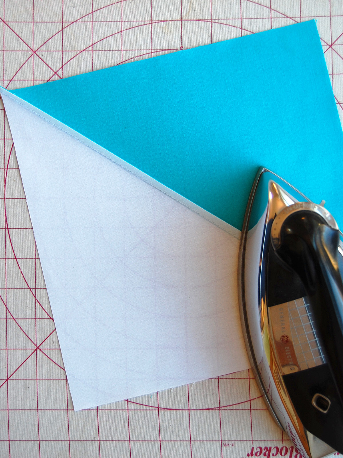 Union Square Big Block Quilt-Along Part 2 - WeAllSew