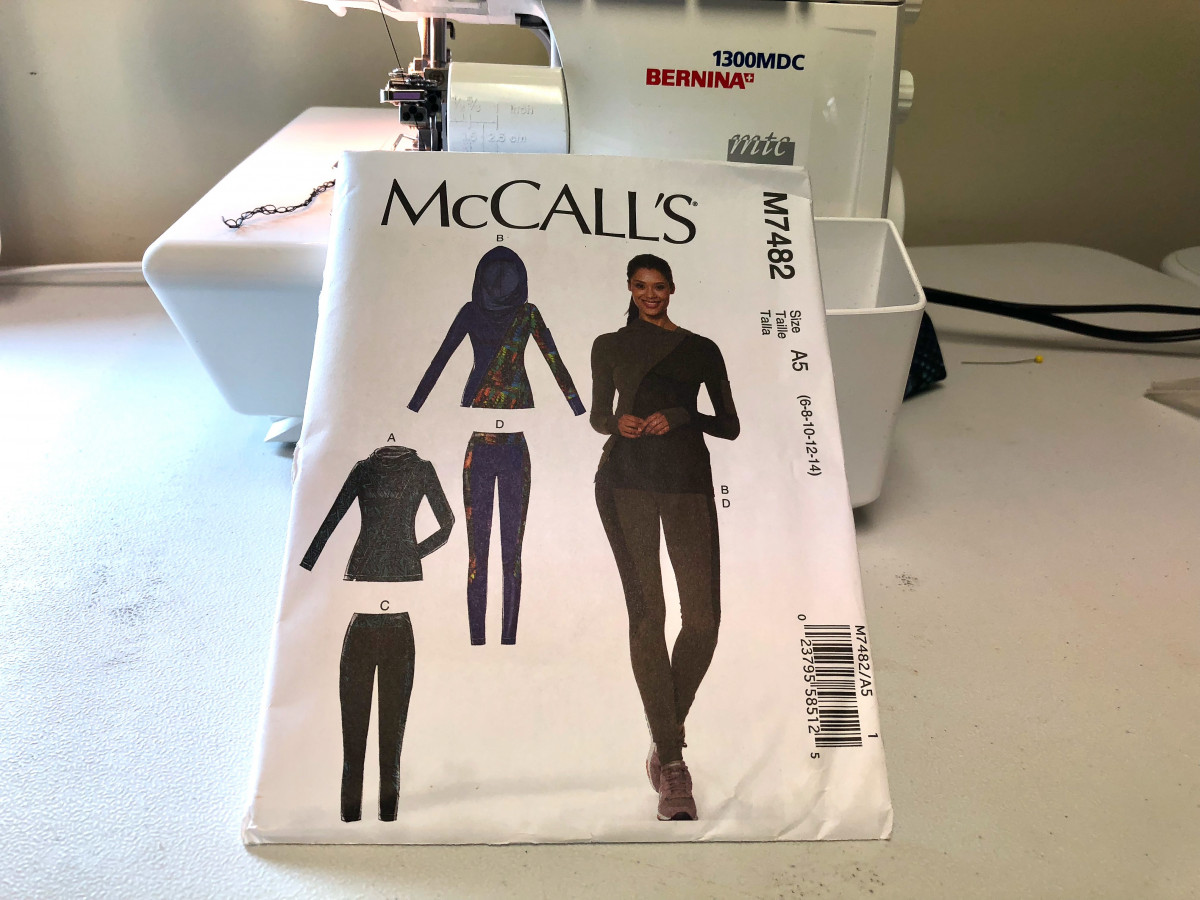 Activewear Sewn with a 2-Thread Flatlock Overlock Stitch - WeAllSew