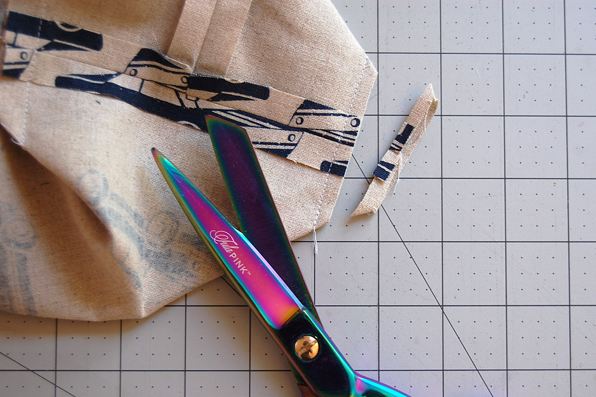 Tool Caddy Thread Catcher Tutorial - WeAllSew