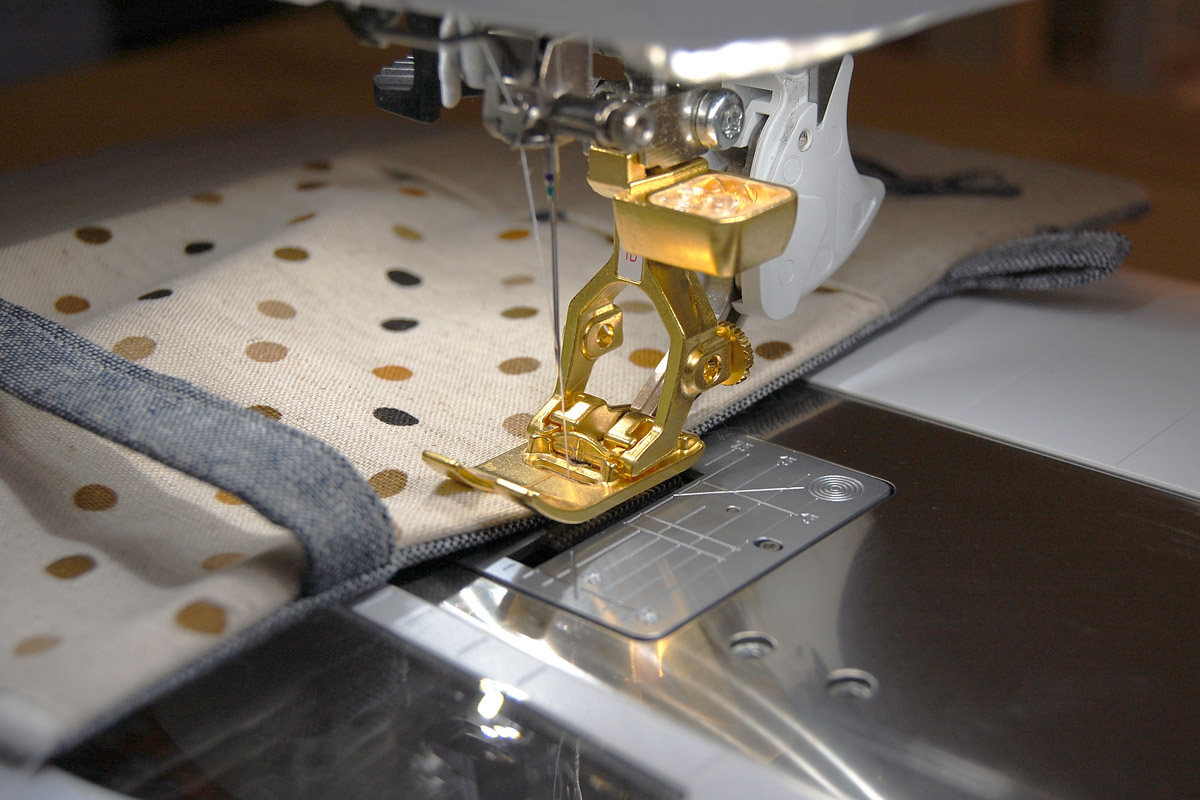 Tool Caddy Thread Catcher Tutorial - WeAllSew