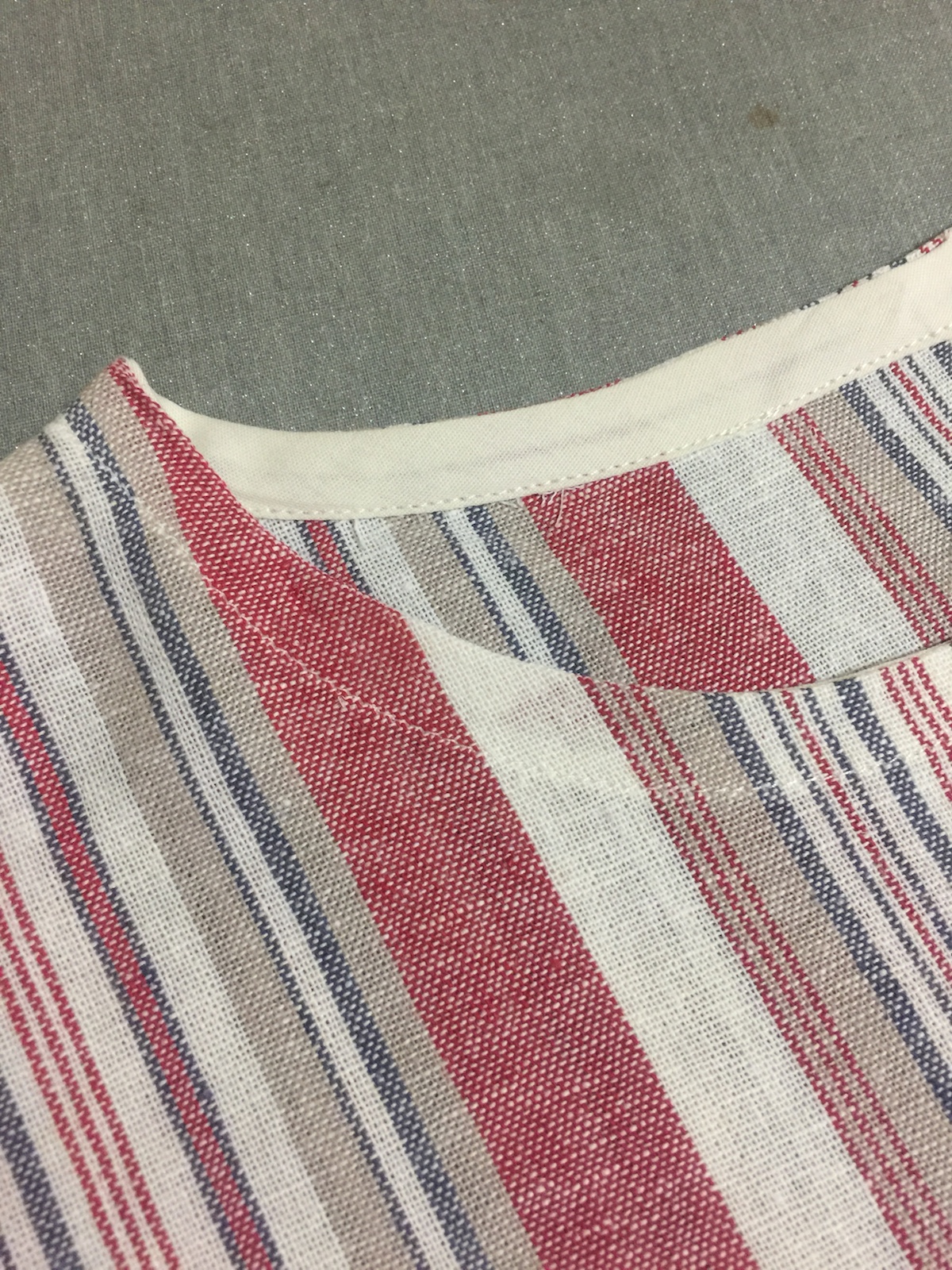 How To Sew a Womens Boxy Gathered Top - WeAllSew