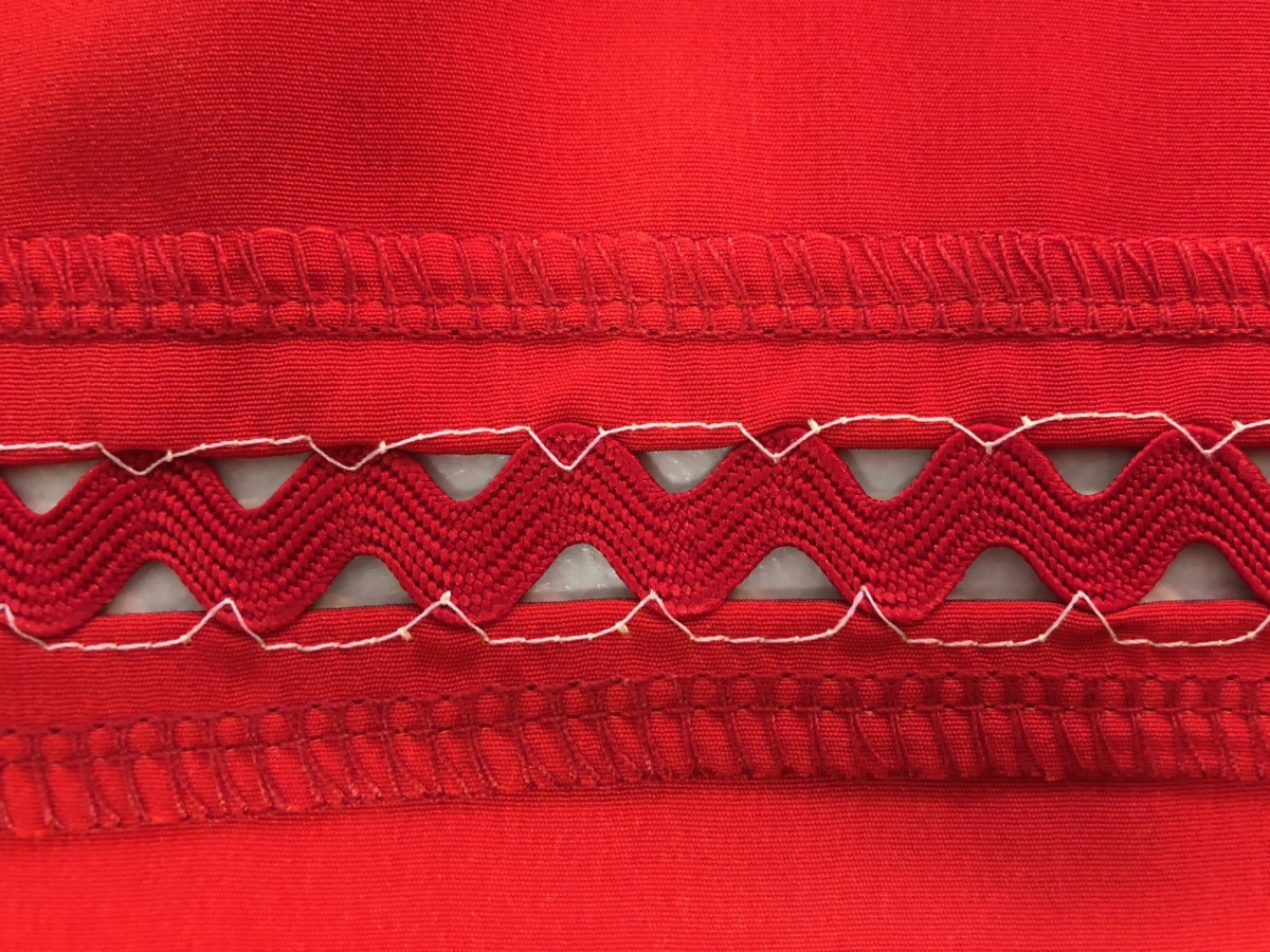 How to Sew Floating Rick Rack - WeAllSew