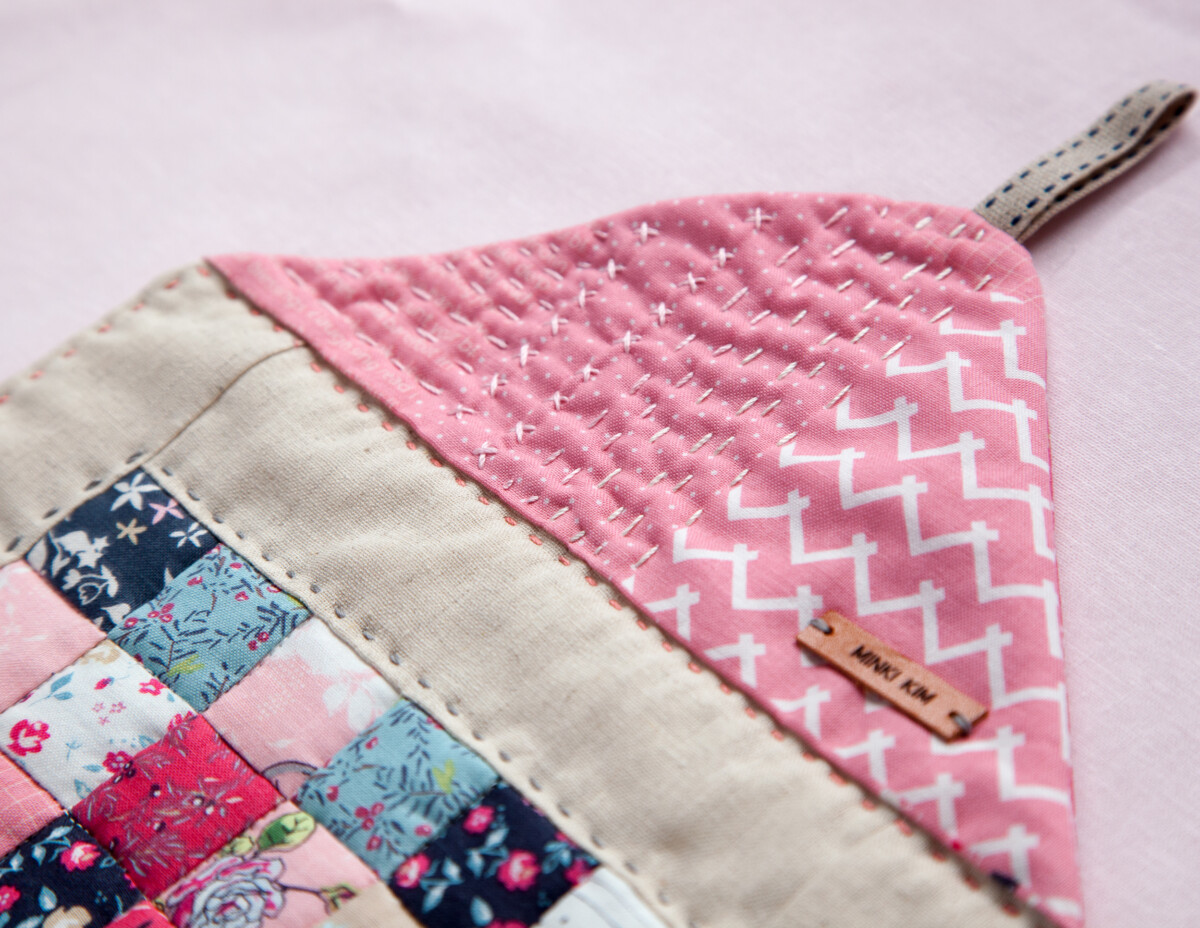 Quilted Mini House Trivets - WeAllSew