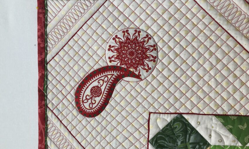 Ruby Jubilee Christmas quilt | WeAllSew