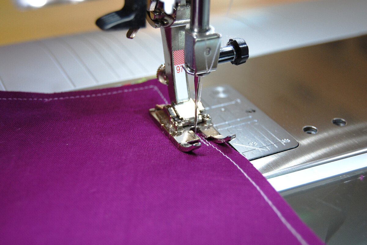 Scissors Case Tutorial - WeAllSew