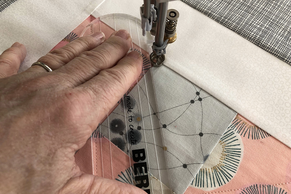 Rulerwork for Beginners, Part 1: Rulers – Stitchin Heaven