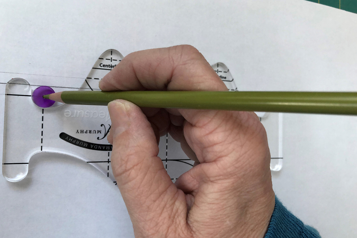 Rulerwork for Beginners Series, Part 7: Waves - WeAllSew