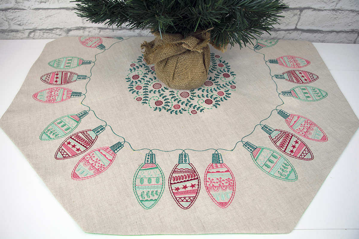 How to Embroider an Octagon Tree Skirt - WeAllSew