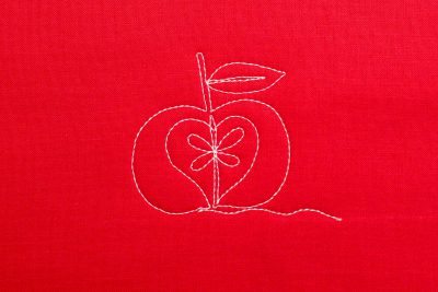 Tutorial: How to Free-motion Quilt an Apple Motif - WeAllSew