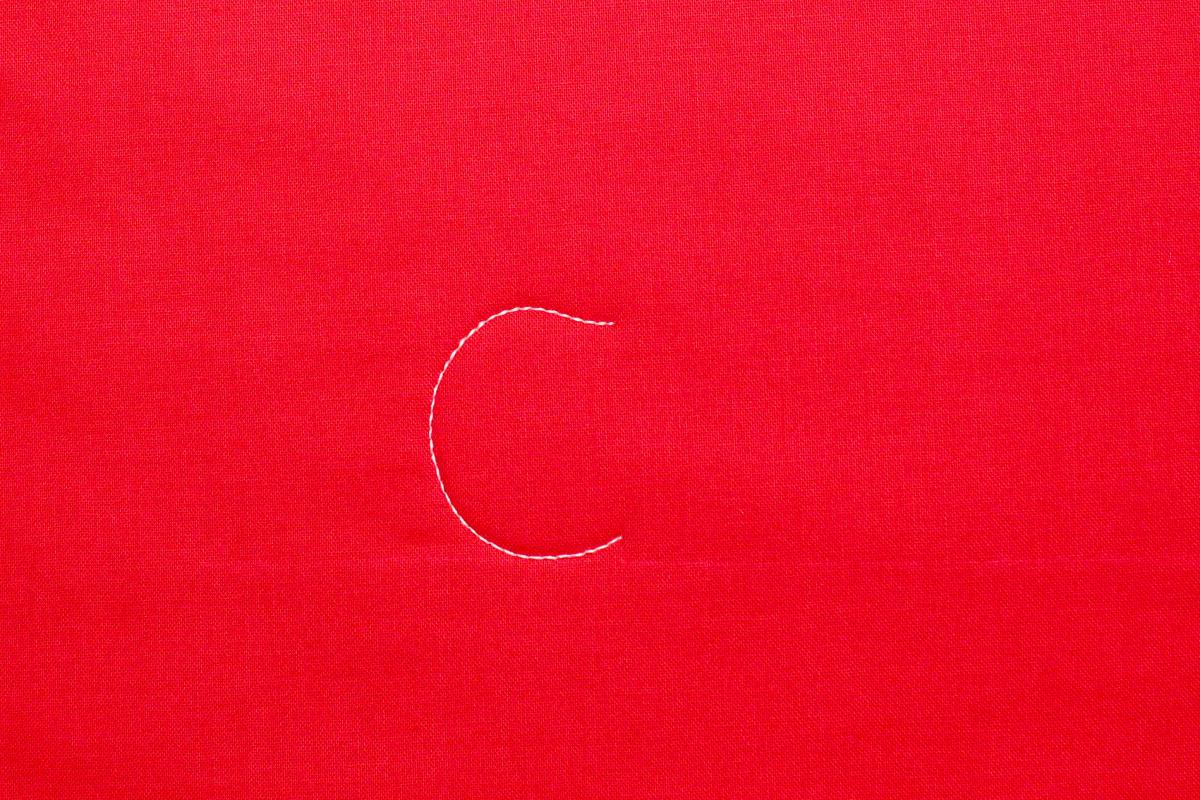 Tutorial: How to Free-motion Quilt an Apple Motif - WeAllSew