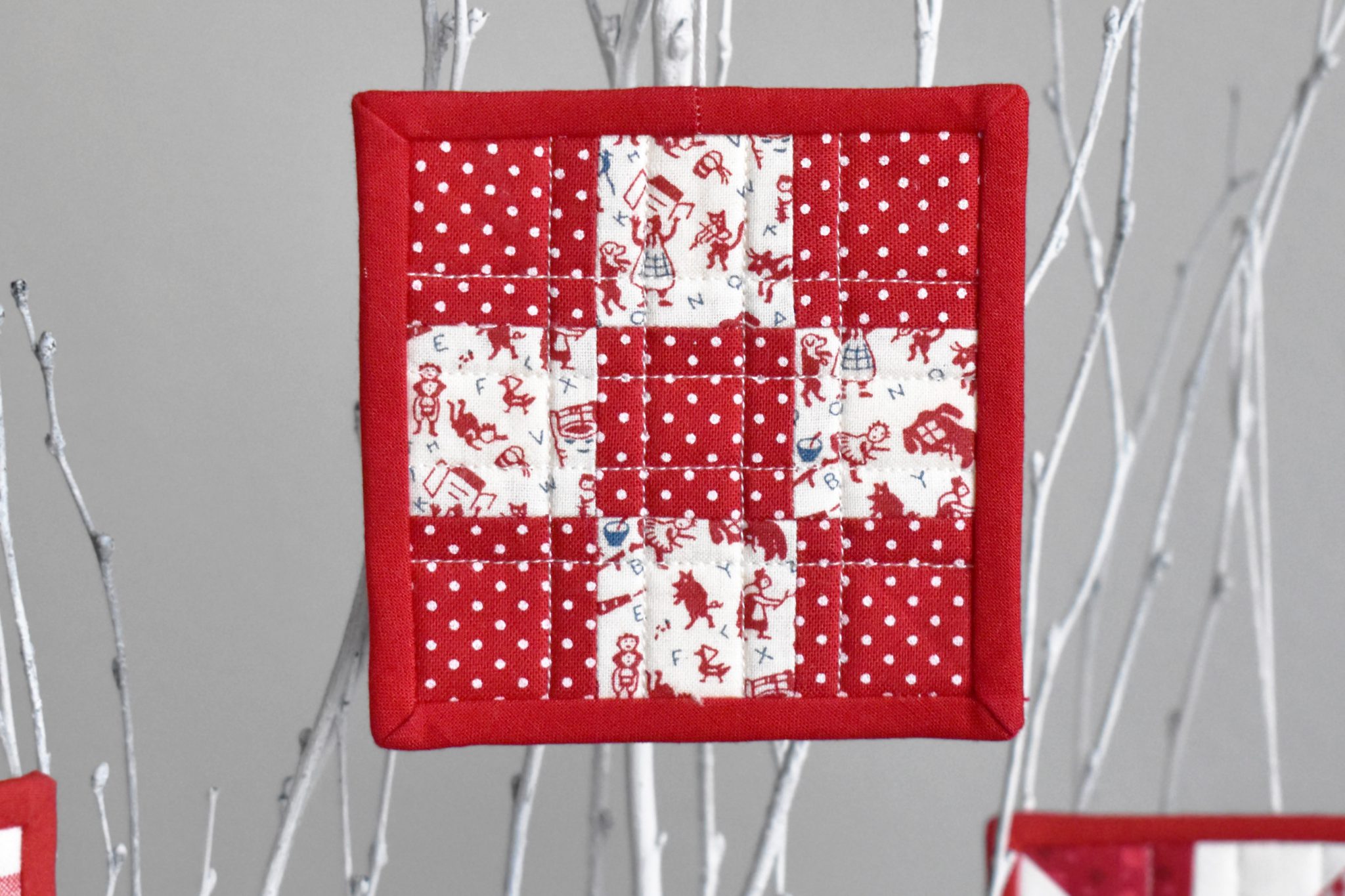 How to Make Mini Patchwork Ornaments, Part 1 - WeAllSew