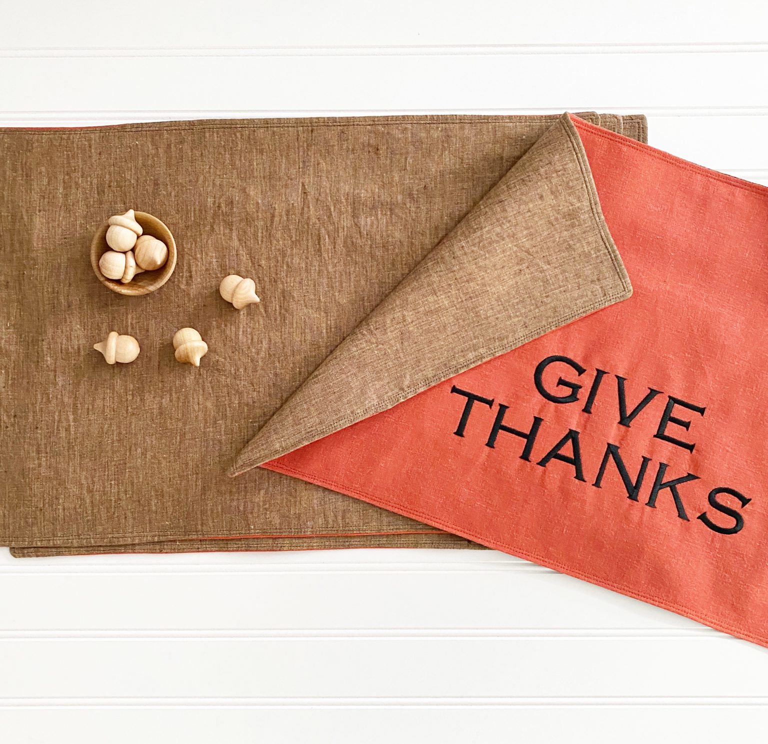 How to Create Thanksgiving Placemats - WeAllSew