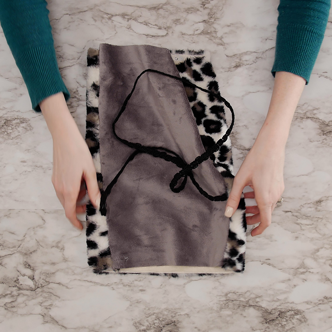 How to Sew a Hand Muff – Stitchin Heaven