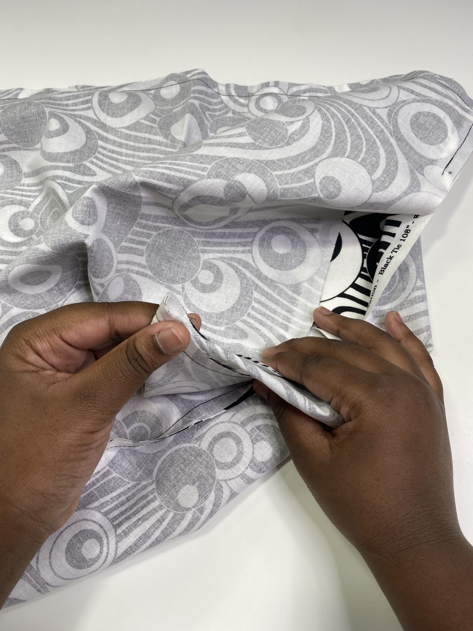 How to Sew a Library Book Bag - WeAllSew