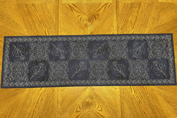 How to Make a Whole Cloth Table Runner - WeAllSew