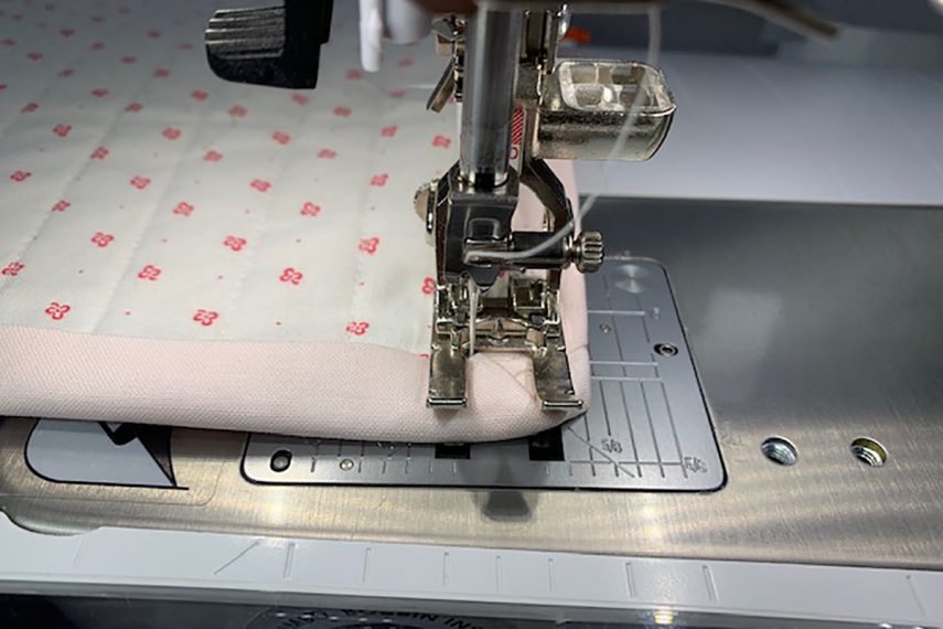 MTC_Decorative_Stitch_Binding_23_needle_in_corner_BERNINA_WeAllSew_Blog ...