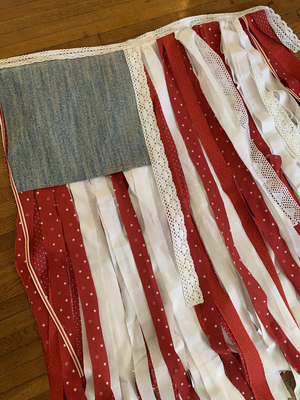 How To Sew a Scrap Fabric American Flag - WeAllSew