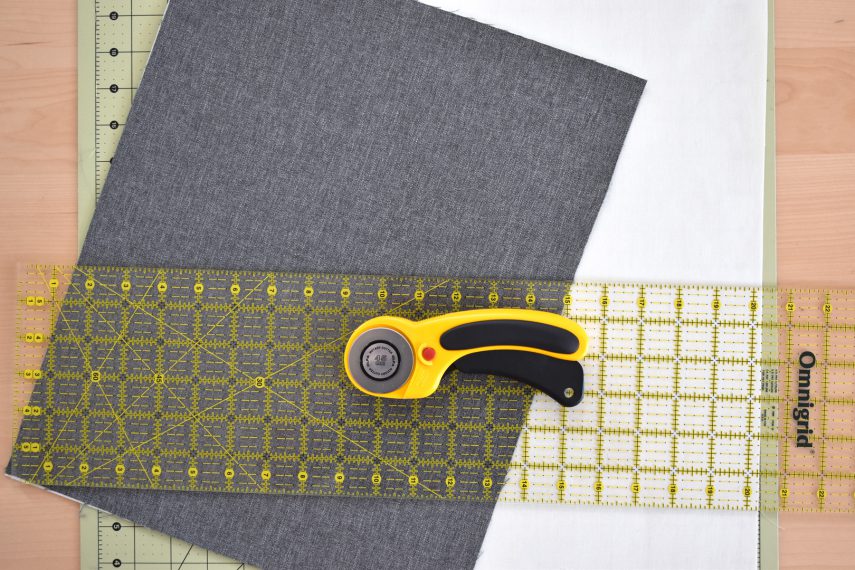 Pin Display Handbag Tutorial - WeAllSew