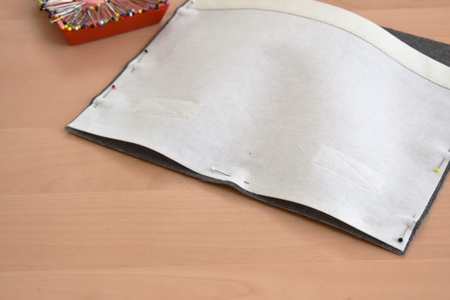 Pin Display Bag Tutorial by Erika Mulvenna 34 - WeAllSew