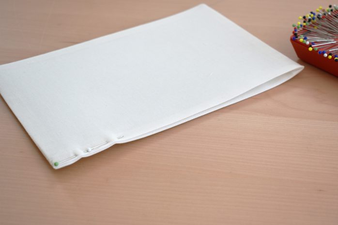 Pin Display Bag Tutorial by Erika Mulvenna 56 - WeAllSew