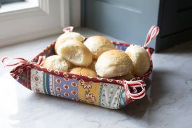Beginner Bread Basket - WeAllSew