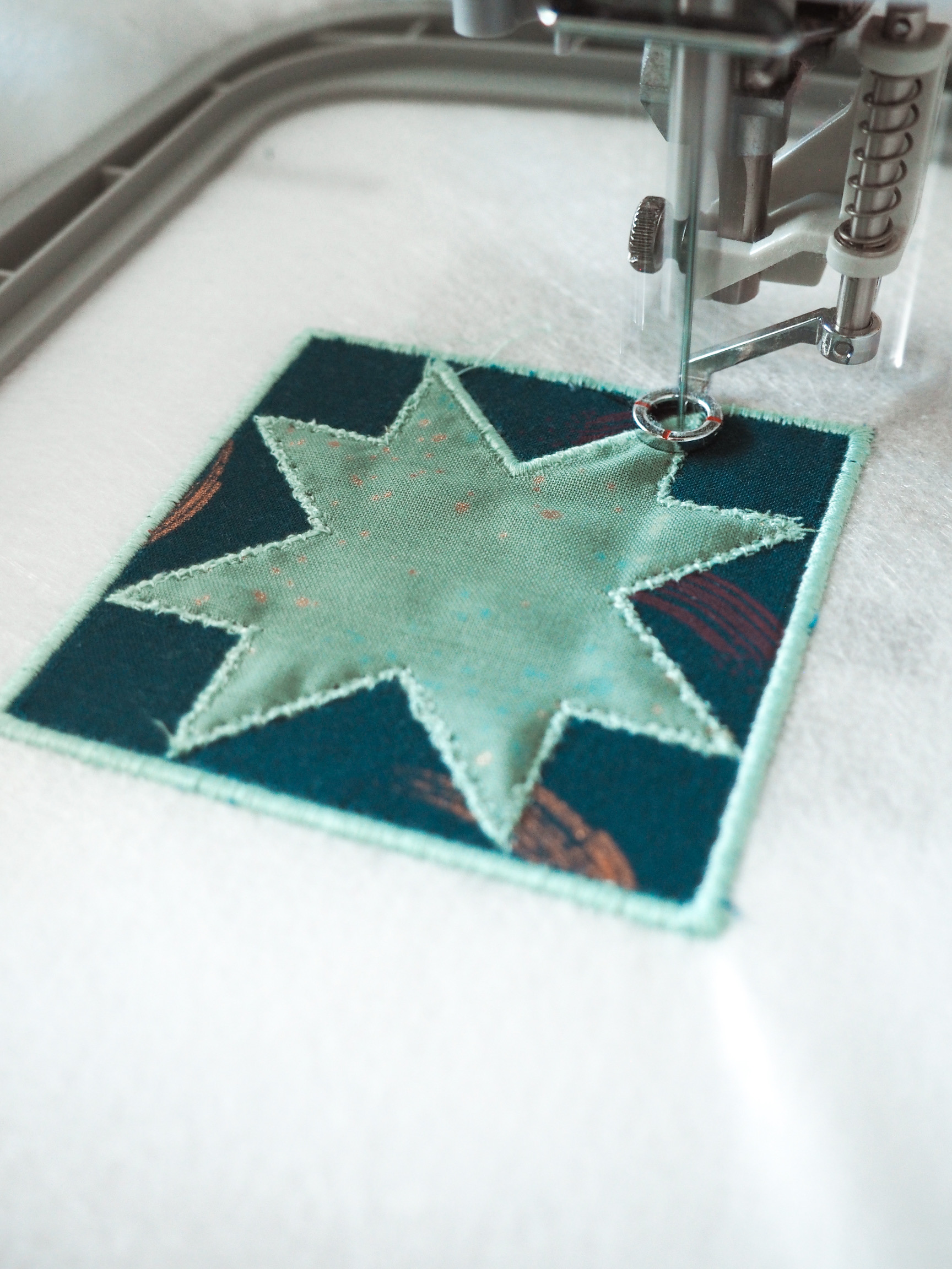 BERNINA WeAllSew Star Patch Star Cover Stitch 2 - WeAllSew