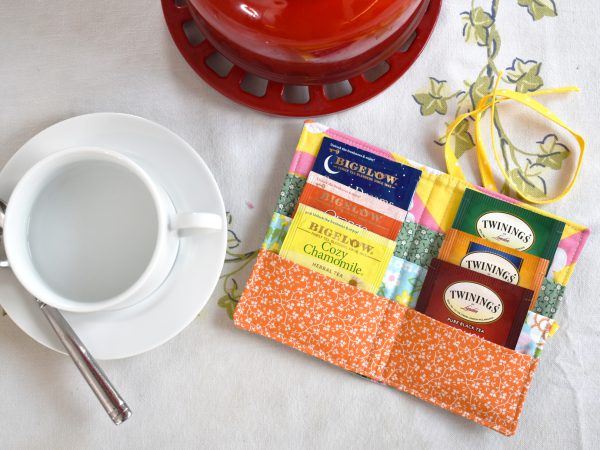 How to Make a Tea Wallet - WeAllSew