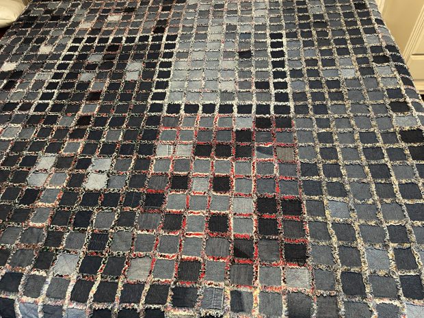 King size denim rag quilt - WeAllSew