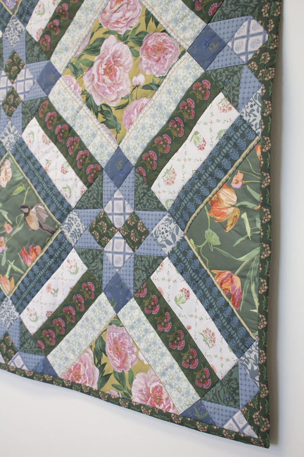 Trellis Quilt - WeAllSew