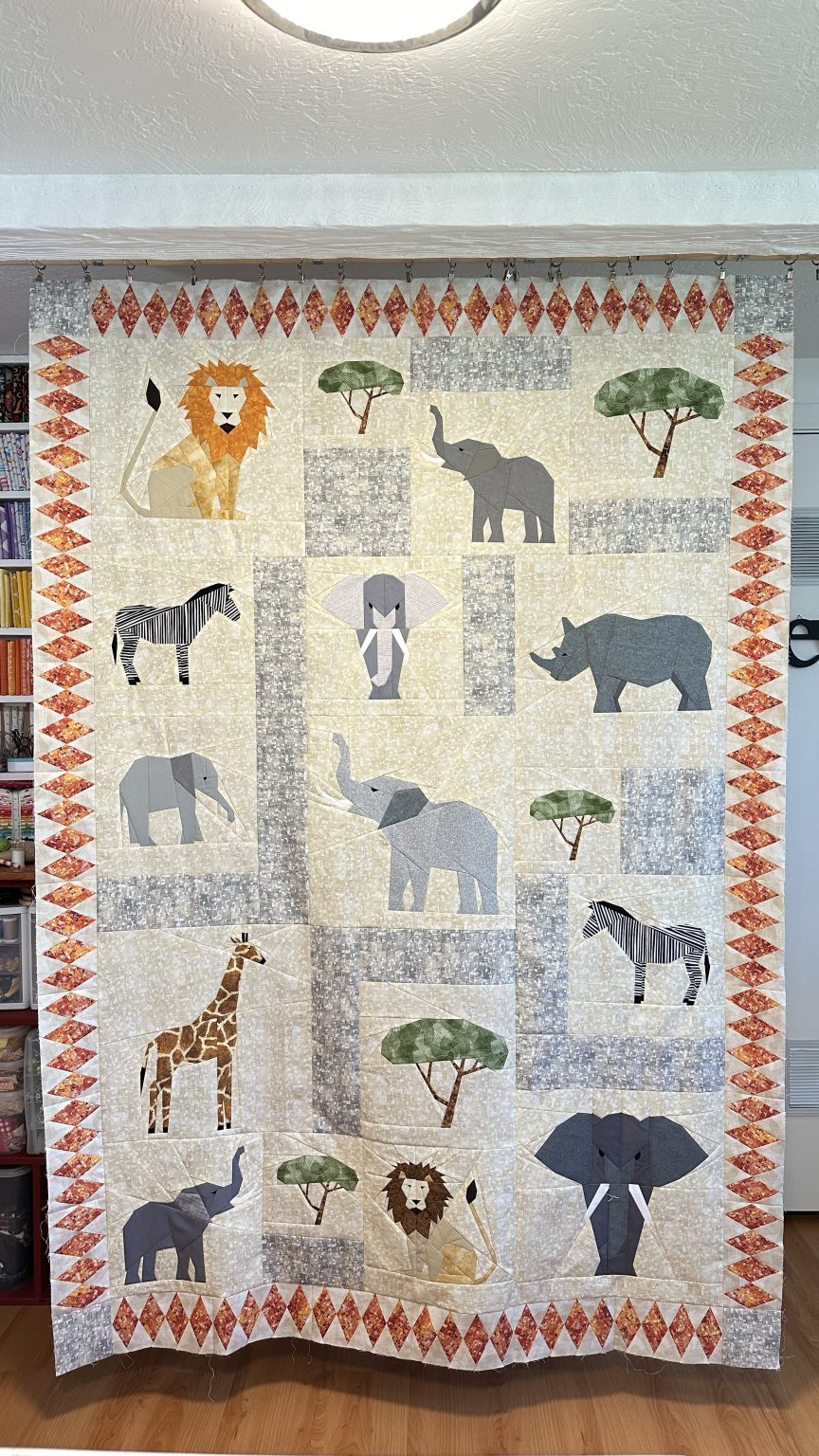 Quilt Safari Finish - WeAllSew