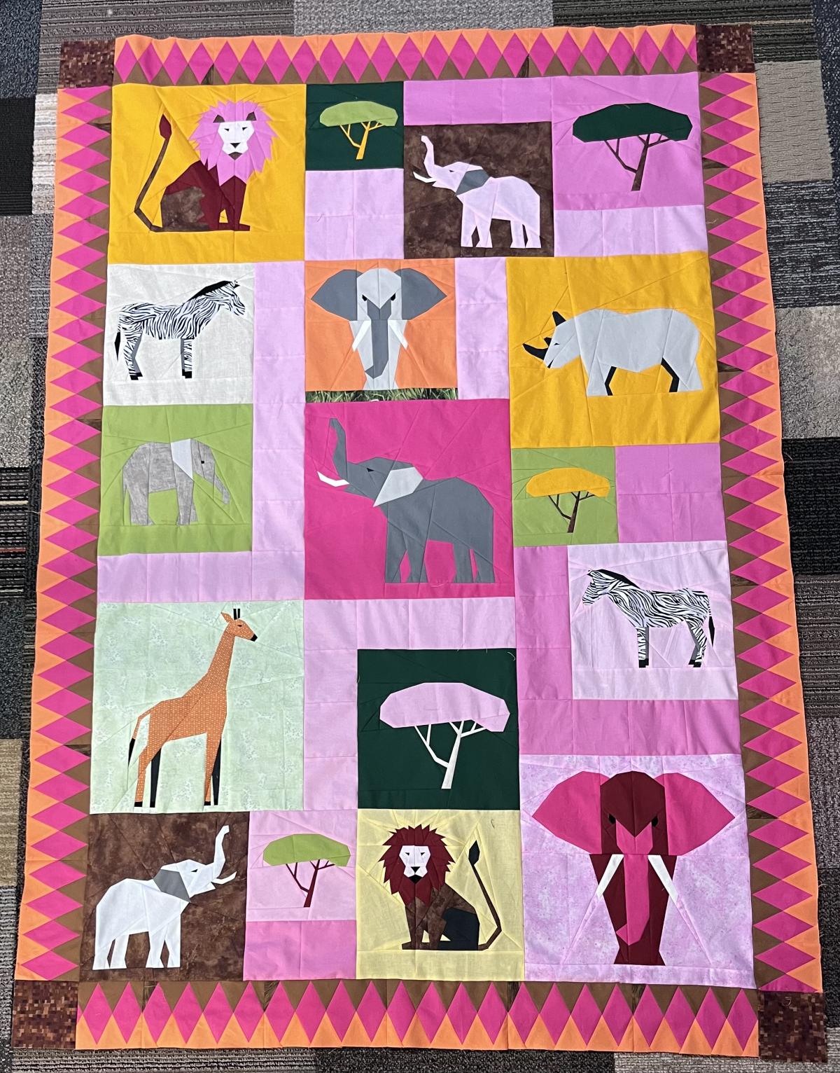Finished Safari Quilt - WeAllSew