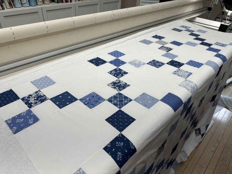 Free Pattern: The Aurora Quilt - WeAllSew