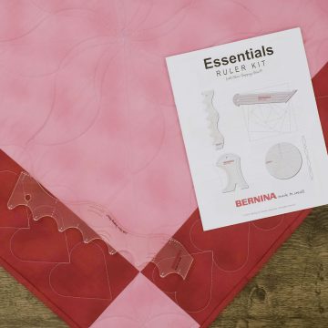 Rulerwork: BERNINA Squiggle #3 Ruler - WeAllSew