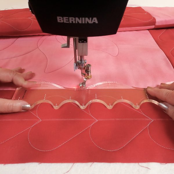 Rulerwork: BERNINA Squiggle #3 Ruler - WeAllSew