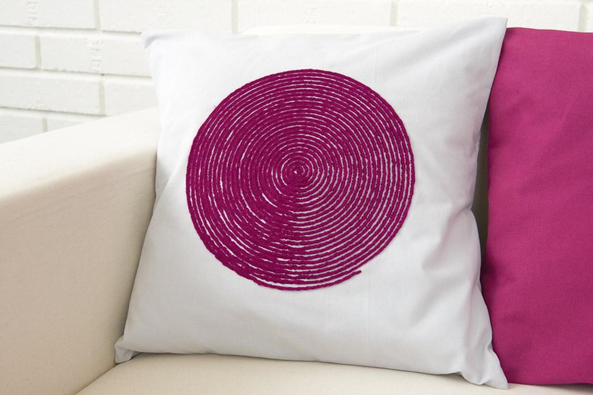 Easy Couching Techniques with Q Series - WeAllSew